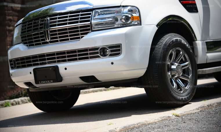 Luxury Limo Service Brooklyn NY